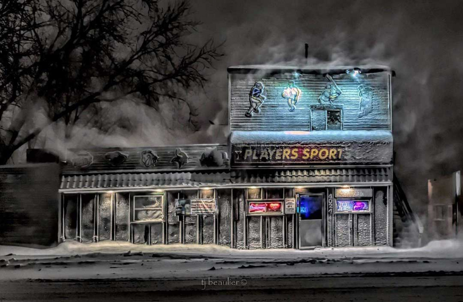 Local Neighborhood Bar Billiards And Darts Duluth MN Players Local Neighborhood Bar Billiards And Darts Duluth MN Players